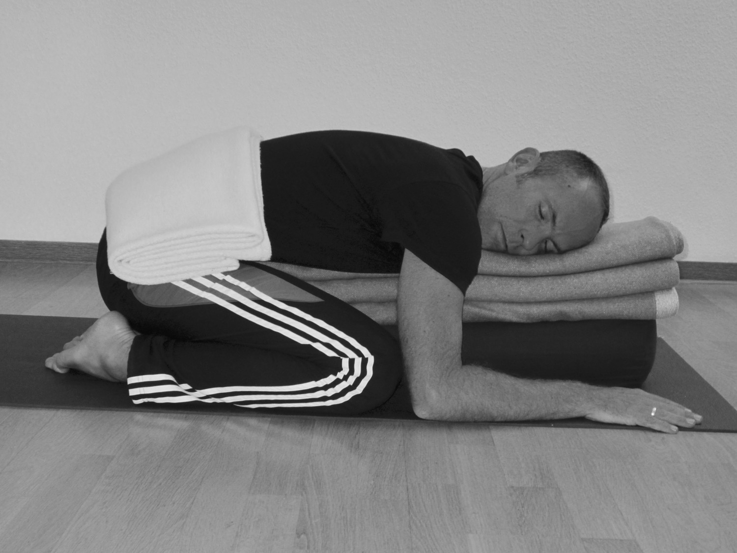 Bauch - Rückenentspannung - Meditation - Yogastudio Die Matte